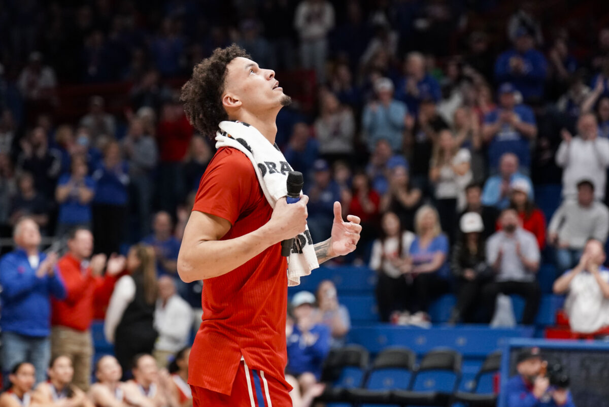 Photo Gallery: Jayhawks hold strong to beat Arizona on Senior Night ...